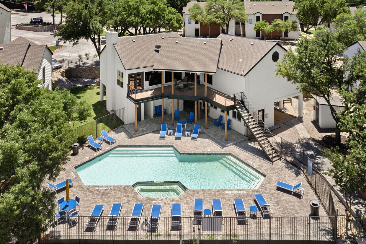 The Carmin 711 Brentford Pl Arlington Tx 76006 Apartments