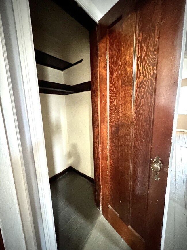 7169 Reading Rd Unit 2, Cincinnati, OH 45237 - Condo for Rent in ...