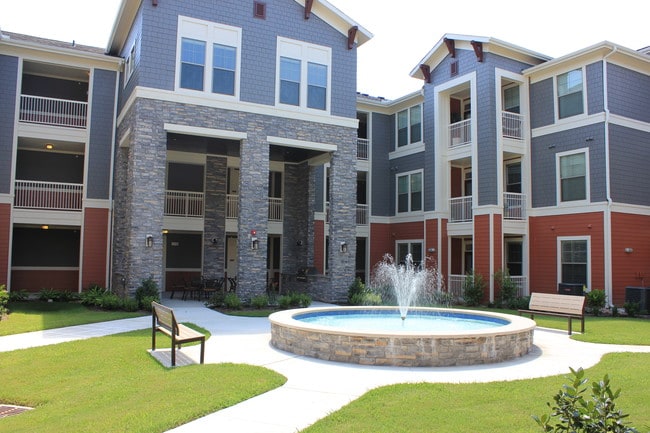 Belle Towers Rentals - Brenham, TX | Apartments.com