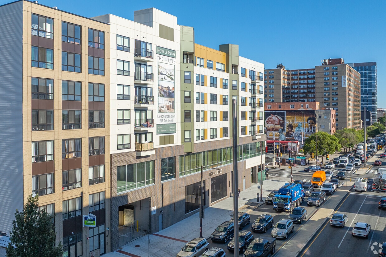 The Lyle on Broad - 922 N Broad St Philadelphia, PA 19130 | Apartments.com