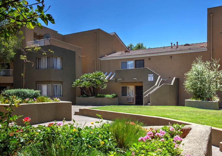 Paramount Villas - 7950 Howe St Paramount, CA 90723 | Apartments.com