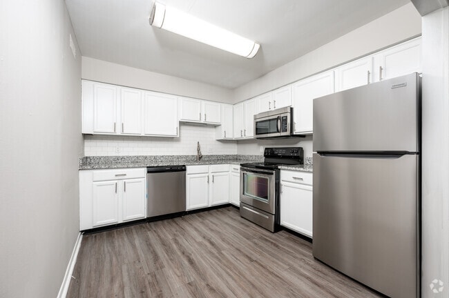 Carmel Arts and Design District Apartments for Rent with a Yard ...