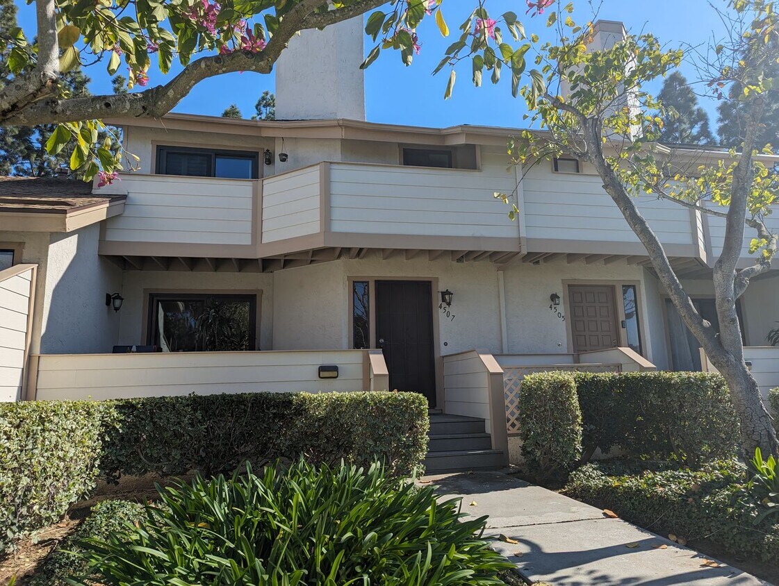 4507 Chateau Dr, San Diego, CA 92117 - Townhome Rentals in San Diego CA ...