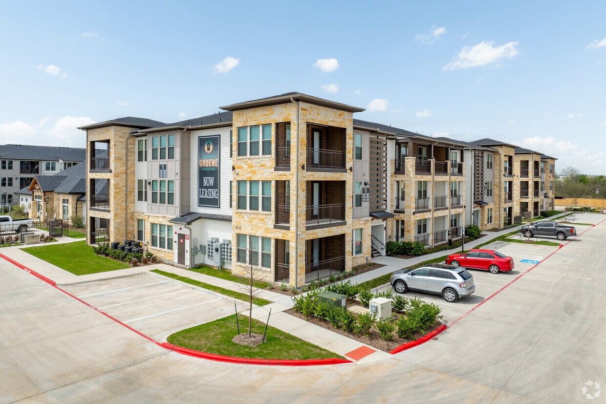Alexan Gruene Crossing - Apartments in New Braunfels, TX | Apartments.com