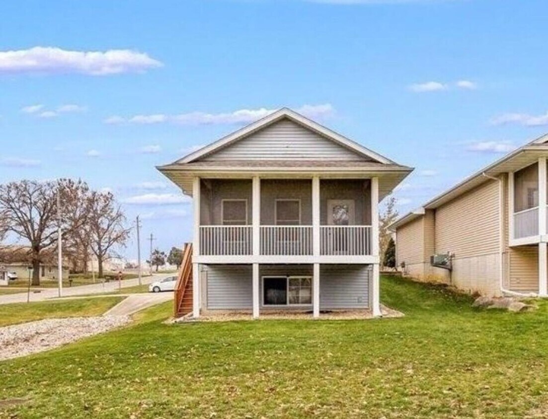 3808 Jay Ln, Waterloo, IA 50701 - House Rental in Waterloo, IA ...