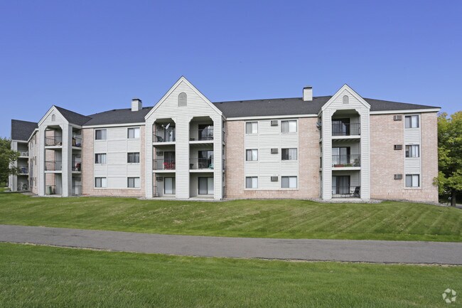 Hummingbird Cove Apartments - 10405 45th Ave N Plymouth, MN ...