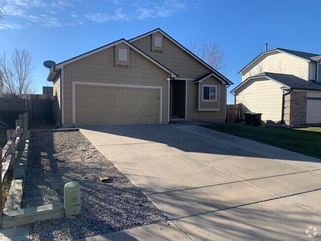 Clearview Estates Apartments for Rent with a Garage - Colorado Springs ...