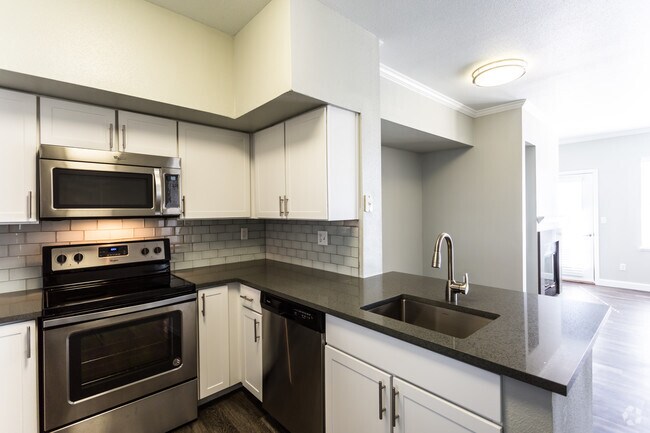 The Soleil Apartments - Centennial, CO | Apartments.com