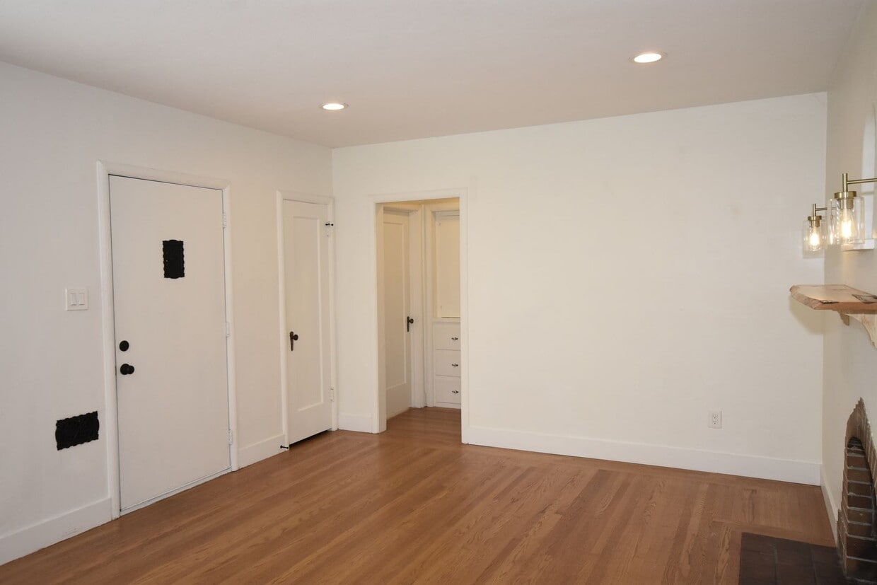 1917 3Rd Ave, Sacramento, CA 95818 - House Rental in Sacramento, CA ...