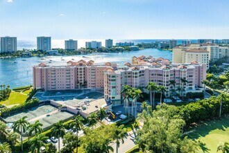 Boca Raton Por la Mar Apartments for Rent with Hardwood Floors - Boca ...