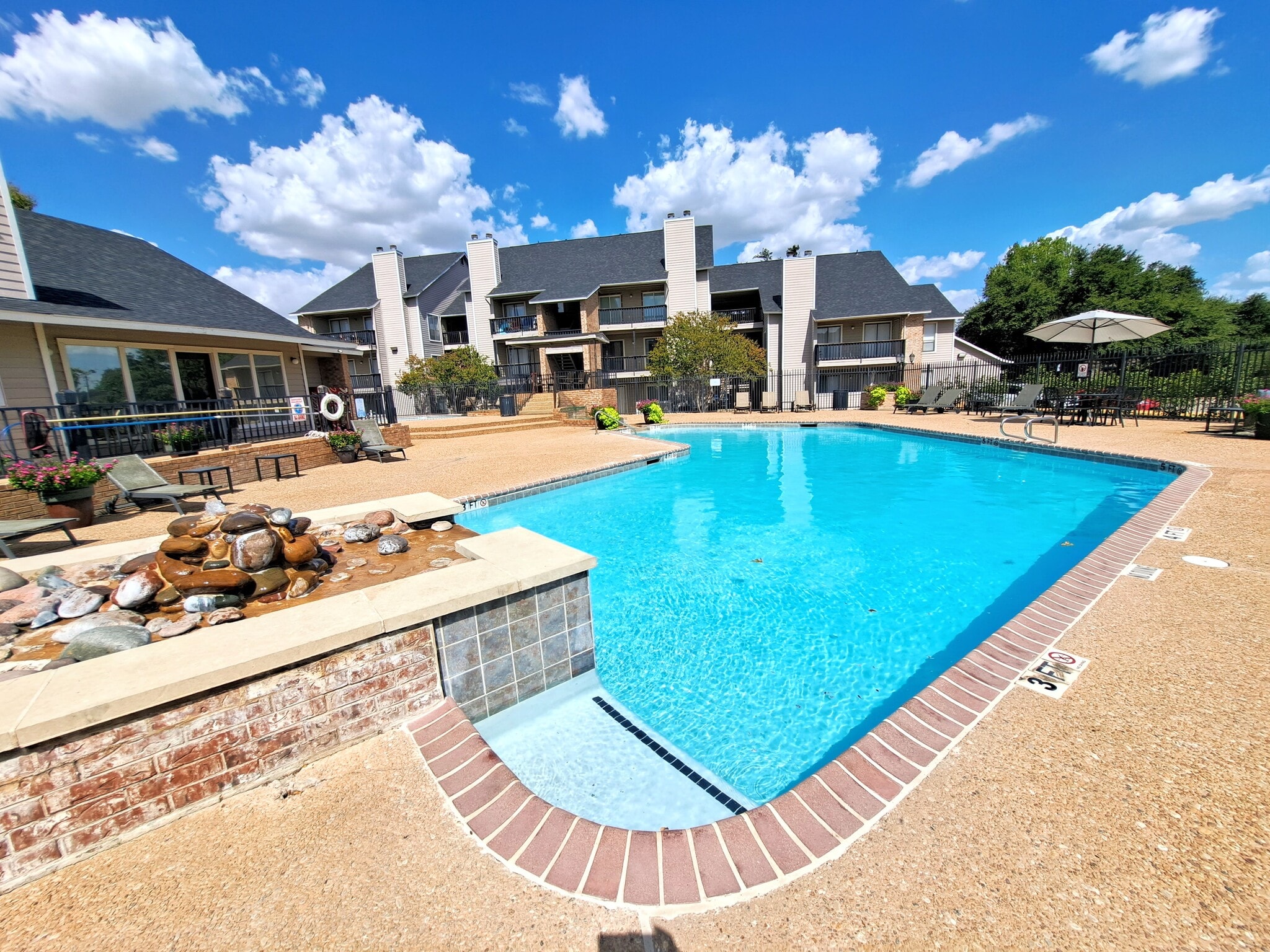 Westwind - 1221 Chisholm Valley Dr Round Rock, TX 78681 | Apartments.com