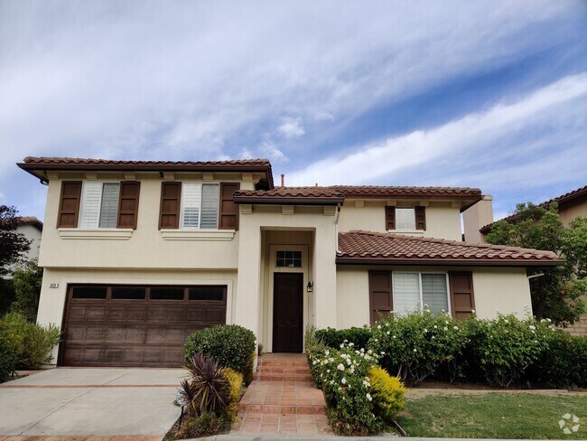 Avalon Calabasas Apartments for Rent with a Garage - Calabasas, CA - 1 ...