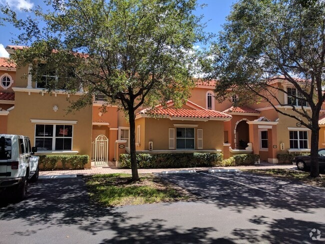 Luxcom at Miami Lakes Apartments for Rent - Miami Lakes, FL - 1 Rentals ...