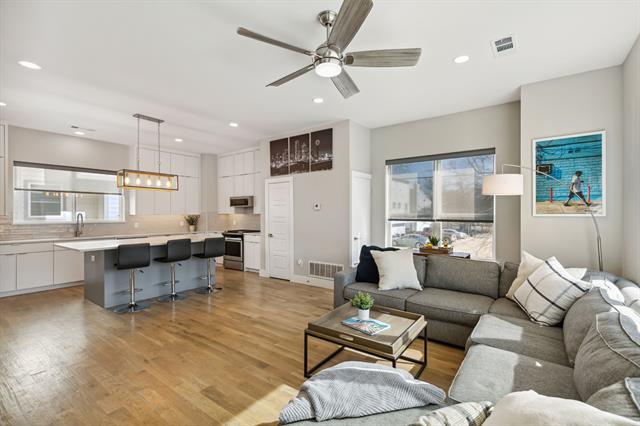 1917 Landon Ln, Dallas, TX 75204 - Townhome Rentals in Dallas TX ...