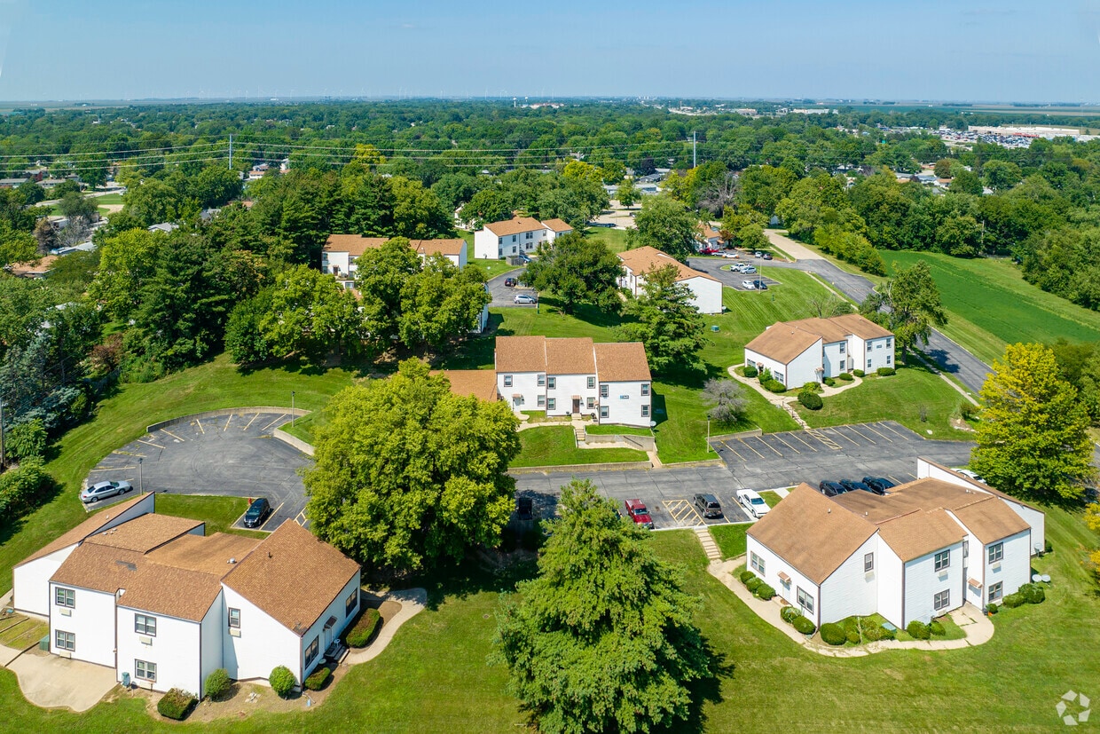 Prairie Hills - Apartments in Decatur, IL | Apartments.com