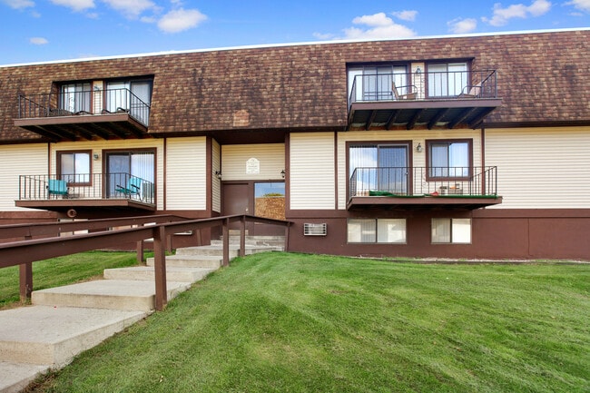 Gaslight Apartments Apartments - Saratoga Springs, NY | Apartments.com