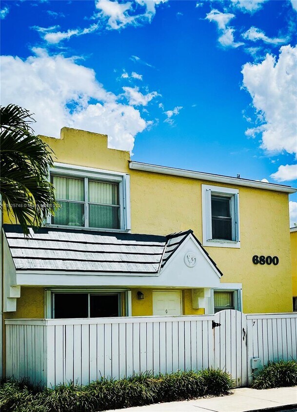 6800 SW 45th Ln Miami, FL 33155 - Alquileres en Miami, FL ...