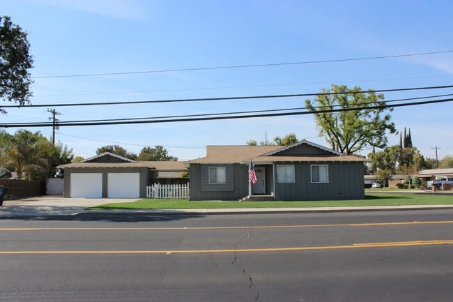 285 W Ash Ave, Hanford, CA 93230 - House Rental in Hanford, CA ...