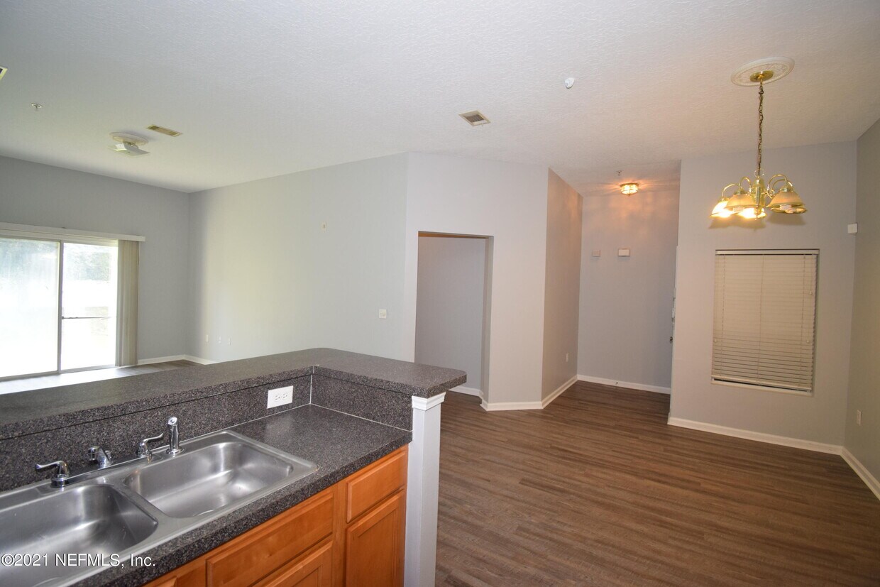 7920 Merrill Rd Unit 1106, Jacksonville, FL 32277 - Condo for Rent in ...