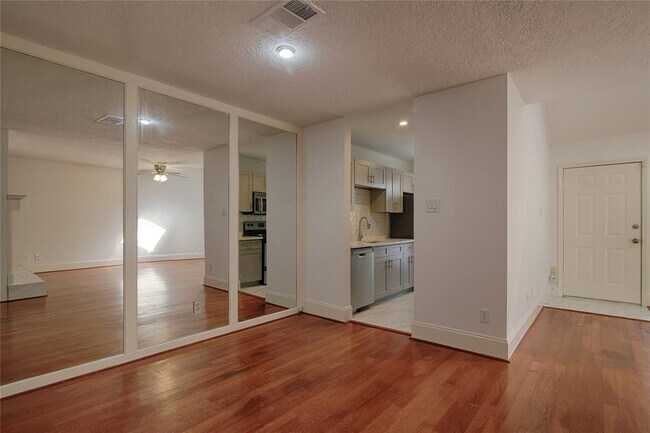 2379 Briarwest Blvd Unit 101, Houston, TX 77077 - Condo for Rent in ...