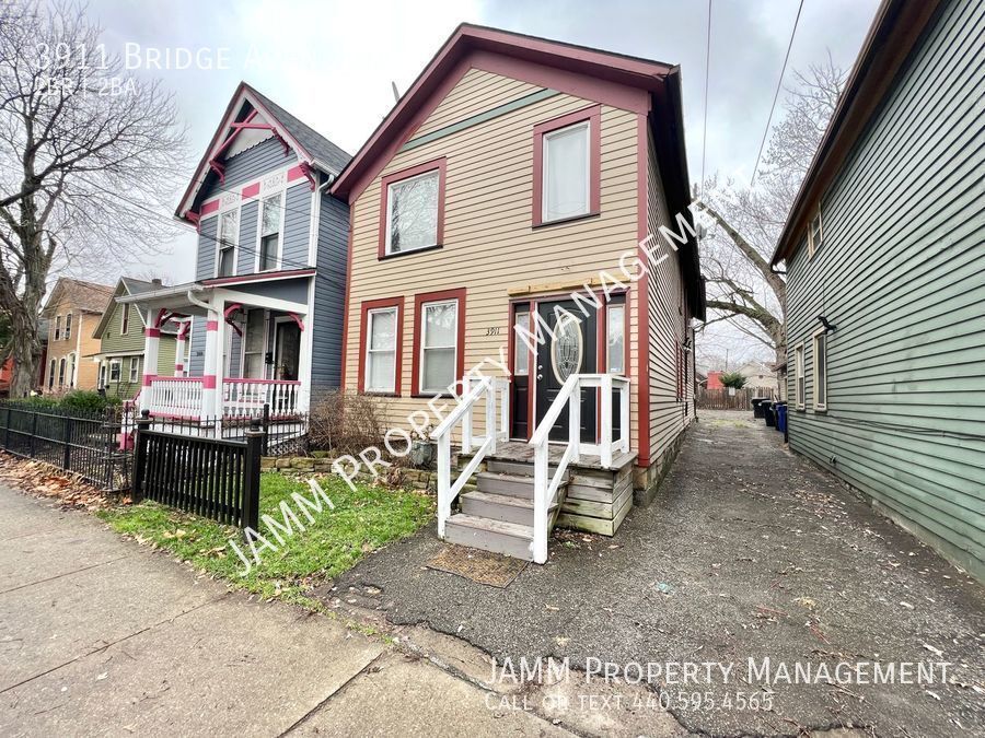 3911 Bridge Ave, Cleveland, OH 44113 - House Rental in Cleveland, OH ...