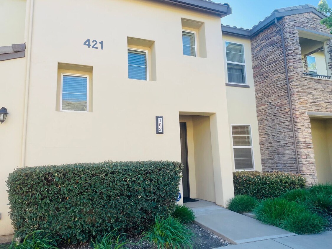 421 Anchor Ln Unit 102, West Sacramento, CA 95605 - Condo for Rent in ...