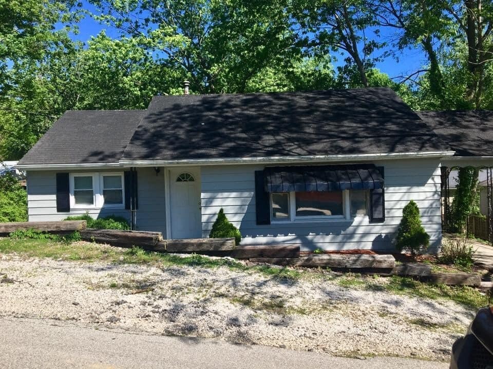 210 Center St, Morehead, KY 40351 - House Rental in Morehead, KY ...