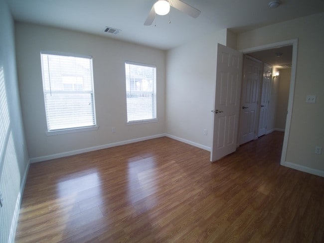 Cobblestone Manor Senior Apartments Apartments - Fort Worth, TX ...