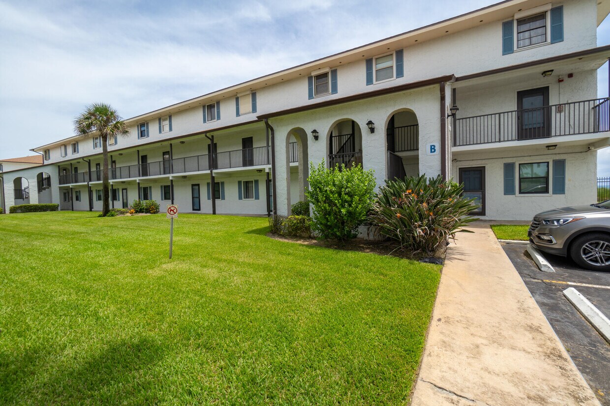 199 Florida A1A Unit B208, Satellite Beach, FL 32937 - Condo for Rent ...