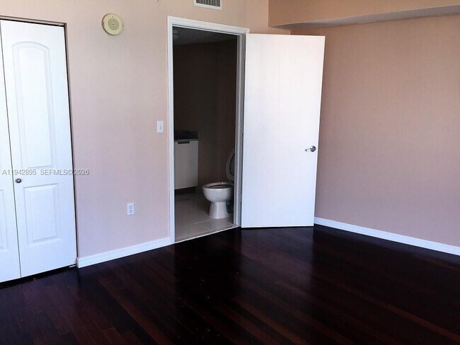 1881 79Th Street Causeway Unit 1106, Miami Beach, FL 33141 - Condo for ...