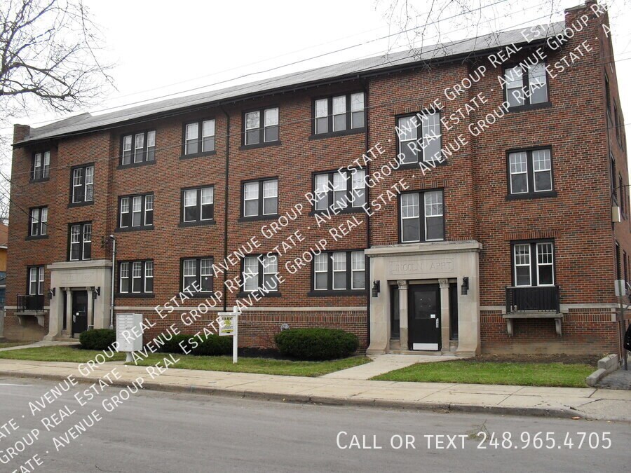 20 Lincoln St Unit 20C Lincoln, Pontiac, MI 48341 - Room for Rent in ...