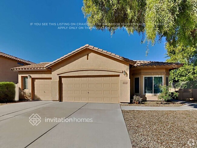 Cypress Landing Apartments for Rent with a Walk-In Closet - Phoenix, AZ ...