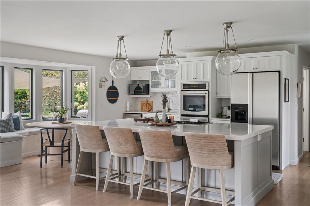 350 Compton View Dr, Middletown, RI 02842 - House Rental in Middletown ...