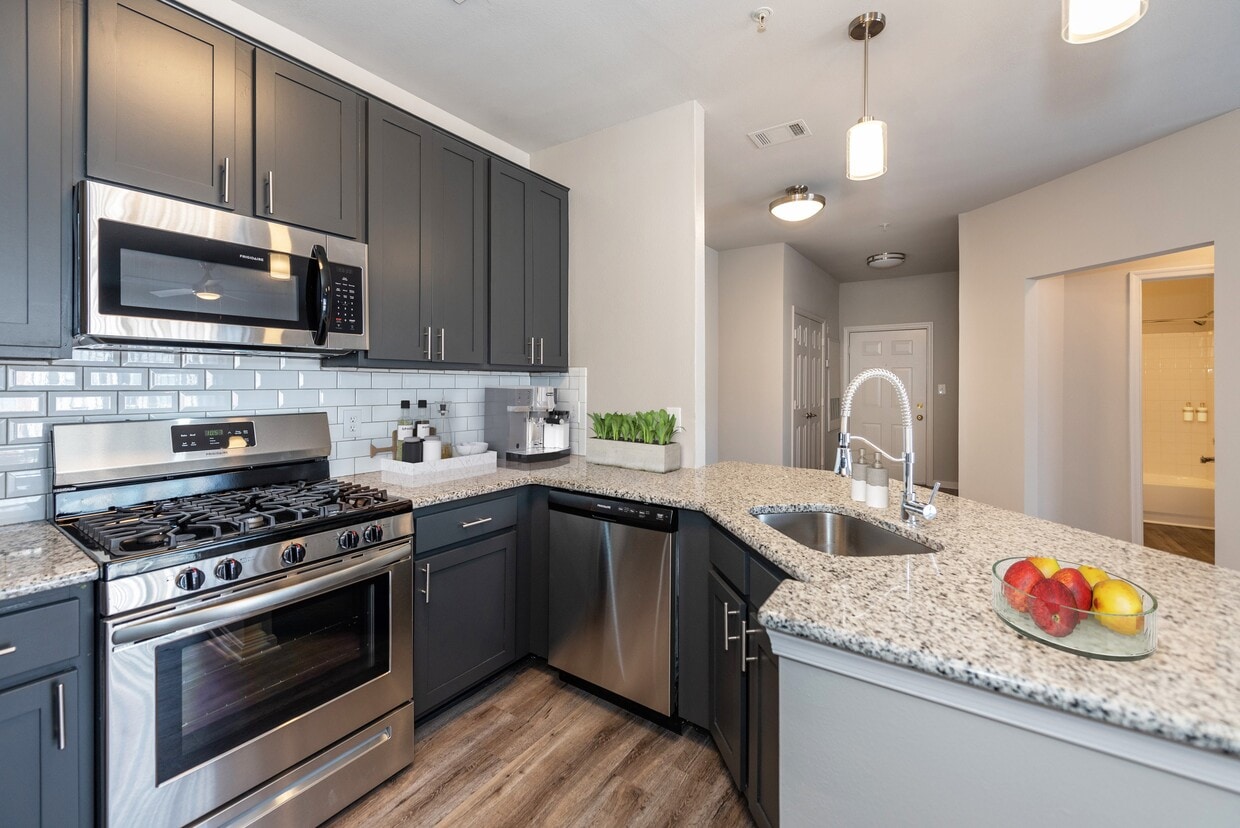 Pinnacle at Town Center - 19860 Century Blvd Germantown, MD 20874 ...