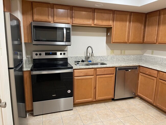 8155 Jefferson Hwy Unit 1203, Baton Rouge, LA 70809 - Condo for Rent in Baton Rouge, LA ...