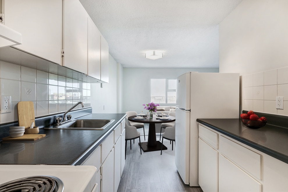 Wimbledon Apartments - 10140 113th St Edmonton, AB | Apartments.com