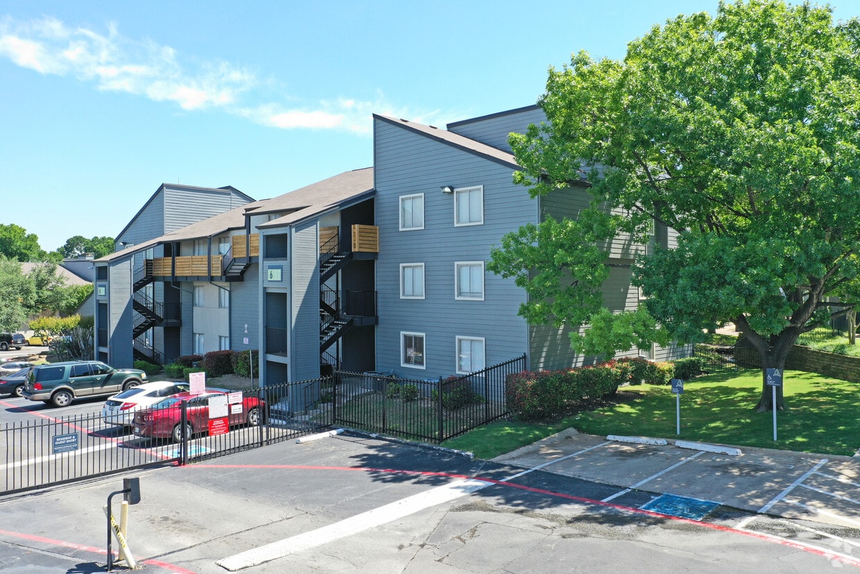 The Garrison - Apartments in Dallas, TX | Apartments.com