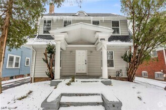 Cedar Taylor Apartments for Rent with Hardwood Floors - Cleveland ...