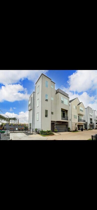 8409 Hempstead Rd Houston, TX 77008 - Alquileres en Houston, TX | Apartamentos.com