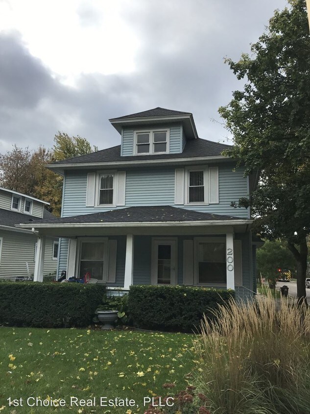 2005 Riley St, Lansing, MI 48910 - House Rental in Lansing, MI ...