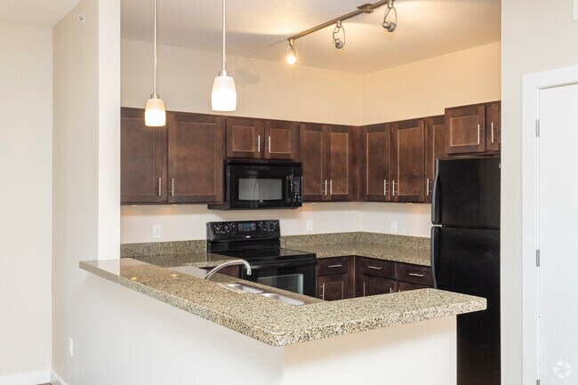 Pinhook Flats at Aksarben Village - Apartments in Omaha, NE ...