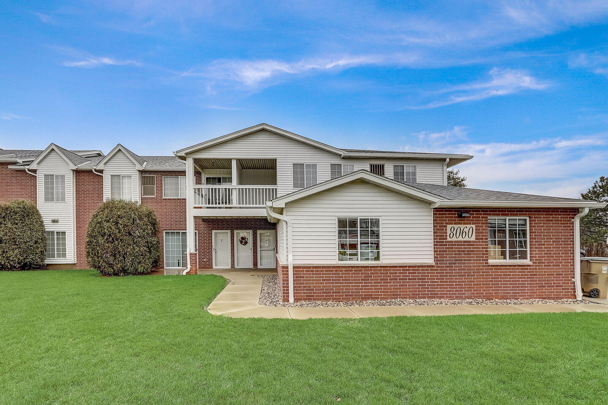 8060 Lexington Pl Unit 11, Pleasant Prairie, WI 53158 - Condo for Rent ...