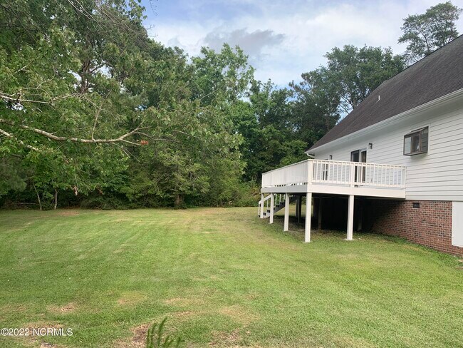 163 Shell Rock Landing Rd, Hubert, NC 28539 - House Rental in Hubert ...
