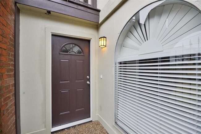 1326 Town Cir Unit 1, Baytown, TX 77520 - Condo for Rent in Baytown, TX ...