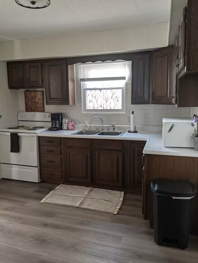 The Isobel on 6th Ave Houses for Rent - Holdrege, NE | Apartments.com