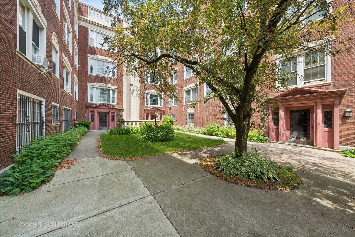4914 S Drexel Blvd Unit 2W, Chicago, IL 60615 - Condo for Rent in Chicago, IL | Apartments.com