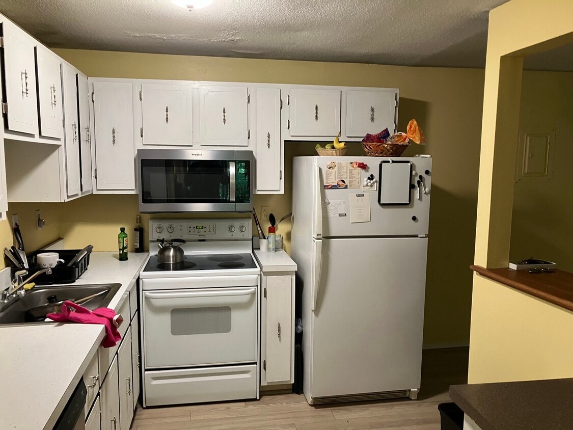 80 Damon Rd, Northampton, MA 01060 | Apartments.com