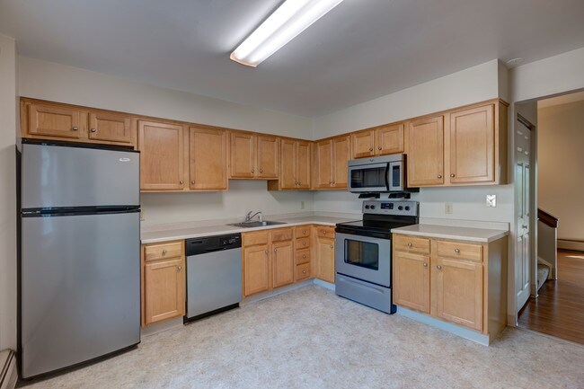 Mariner's Hill Apartments - Apartments in Marshfield, MA | Apartments.com