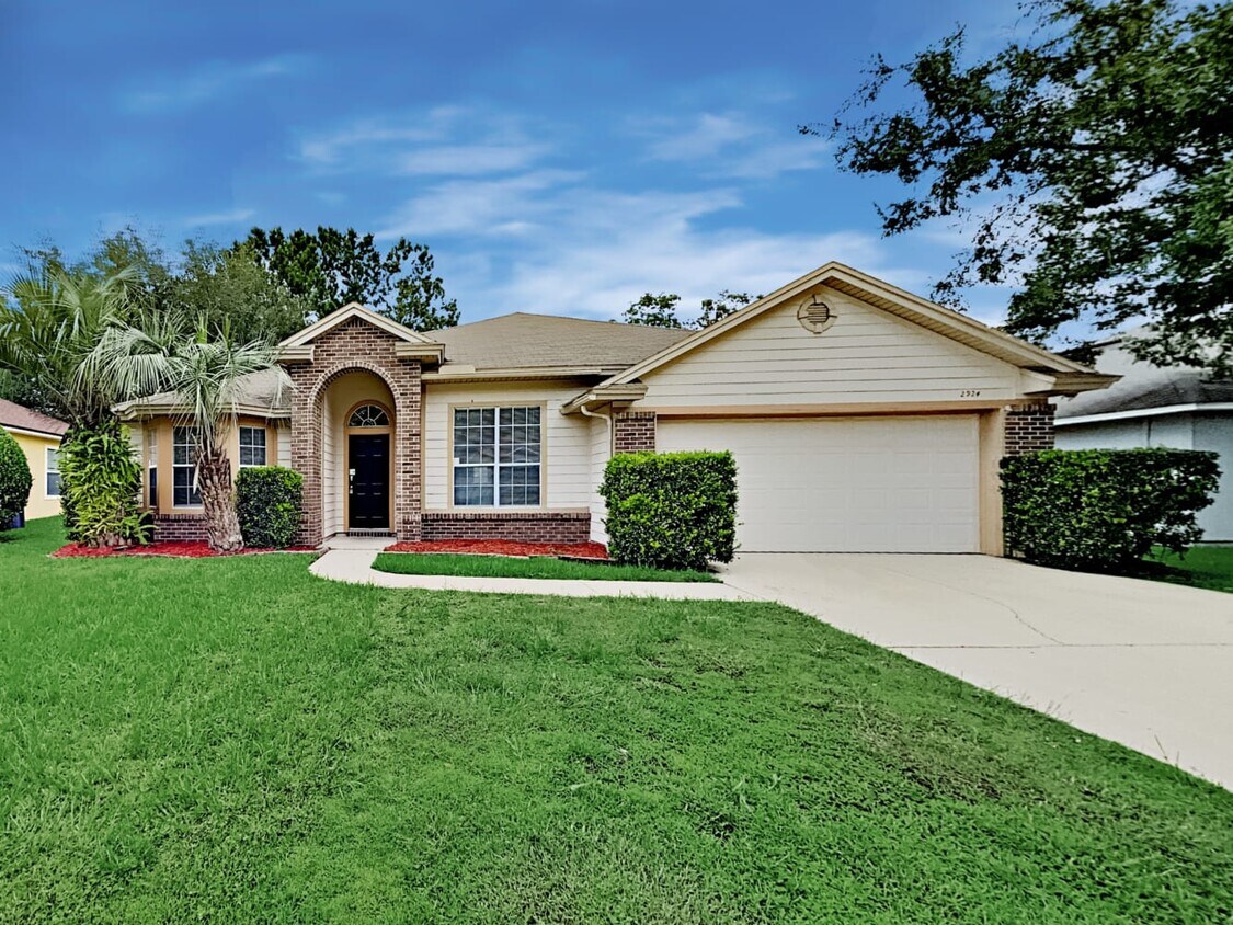 2924 Golden Pond Blvd - House Rental in Orange Park, FL | Apartments.com