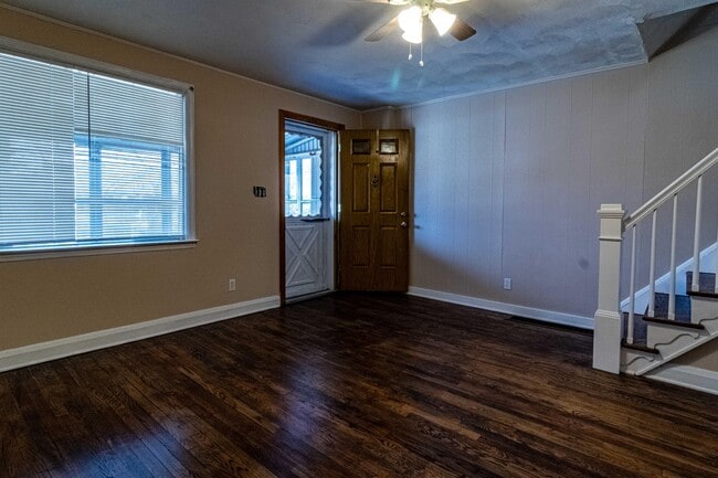 732 Old Riverside Rd, Brooklyn Park, MD 21225 - House Rental in ...